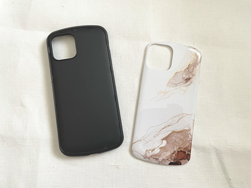 おしゃれなスマホケースを手作り！― 人気のアルコールインク・レジンアート ― | Asami’s Art Lab.